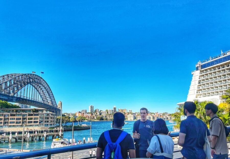 Sydney: City & The Rocks 3.5-Hour Walking Tour with a Drink - What Makes This Tour Special
