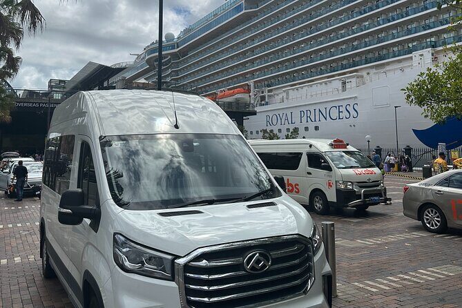 Sydney Cruise Transfers a Premium 11 Seater Minibus - What to Expect During Your Transfer