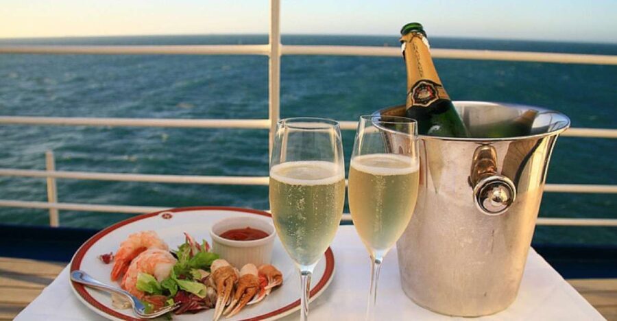 Sydney Harbour: 3-Hour Lunch Cruise with Live Music - Who is This Cruise Best For?