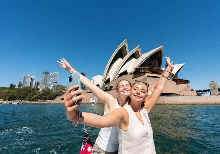 Sydney Secrets Lunch Cruise - A Detailed Look at the Sydney Secrets Lunch Cruise