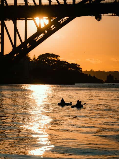 Sydney: Sunset Kayak - Opera & Harbour Bridge Tour (5p. max) - The Itinerary in Detail