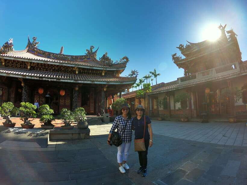 Taipei: City Highlights Private Sightseeing Tour with Guide - How the itinerary comes alive