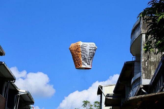 Taipei Popular Sightseeing Private Charter Jiufen, Shifen 8hr - Who is This Tour Best For?
