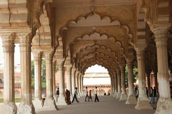 Taj Mahal-Agra Fort Half Day Tuk-Tuk Tour - Itinerary Breakdown