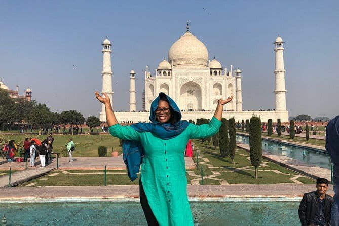 Taj Mahal Private Sunrise Tour from Delhi Including Guide Breakfast & Entrance - Analyzing the Experience: The Value Proposition