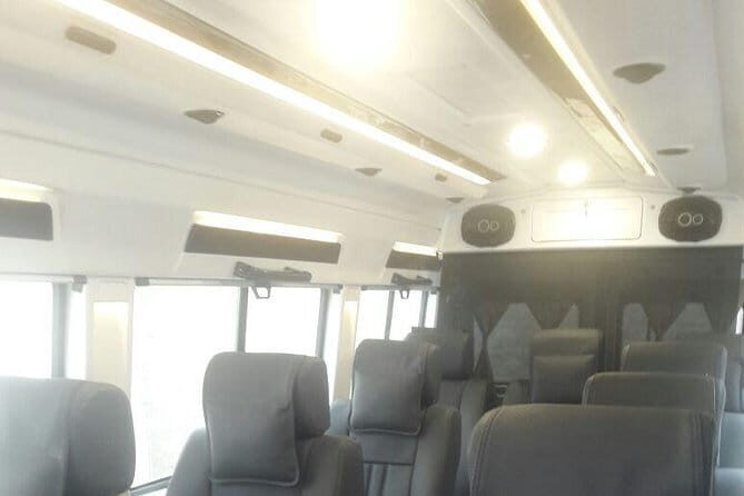 Taj Mahal-Private Tour with Lunch and Guide by car from Delhi to Agra - The Practical Side of the Tour