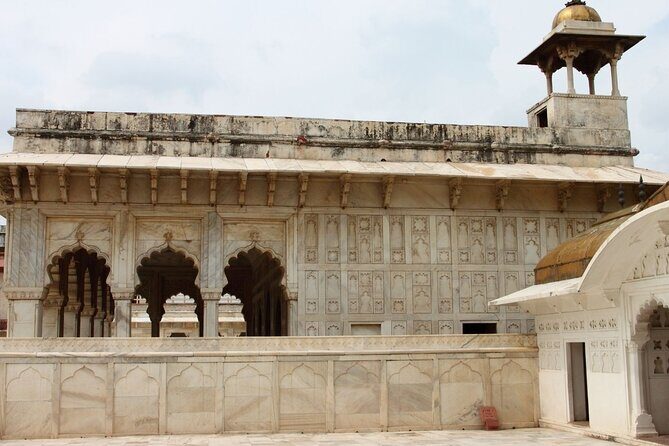 Taj Mahal Tour by Gatimaan Express Train - The Experience on the Train