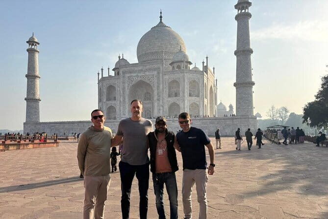 Taj Mahal Tour by Luxury Car Private and all inclusive - Pickup and Drive: Starting with Comfort and Convenience