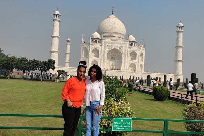 Taj Mahal Tour with Fatehpur Sikri and Agra Fort by Car - Cost-Benefit Analysis