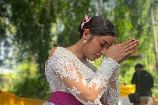 Taman Beji Griya Waterfall Tranquil Purification Ceremony - The Core of the Experience: The Purification Ceremony