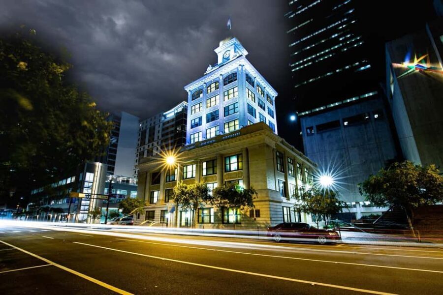 Tampa Terrors: Spirits & Spirits Haunted Pub Crawl - The Practicalities: What to Expect