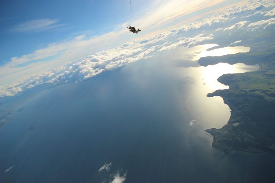 Tandem Skydive Experience in Taupo - The Practical Details