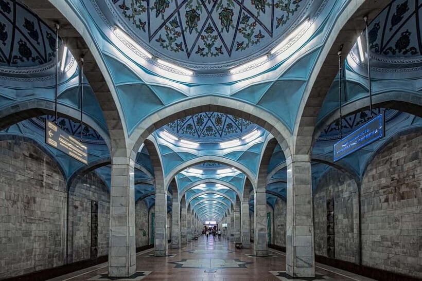 Tashkent: 4 Hour Food Tour and Metro Journey with a Guide - Markets and Local Life