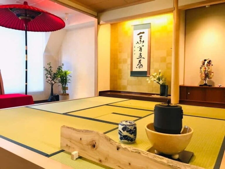 Tea ceremony experience in Japanese-style room 60min - Introduction: Authenticity, Personal Touch, and Convenience