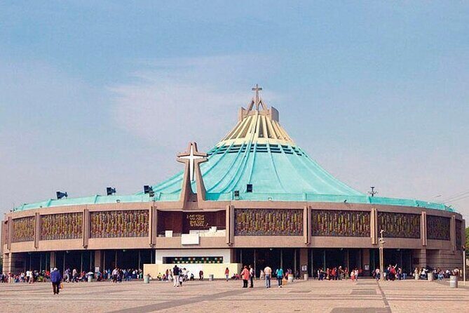 Teotihuacan and Basilica of Guadalupe with mezcal, tequila & handcrafts - Logistics and Practicalities