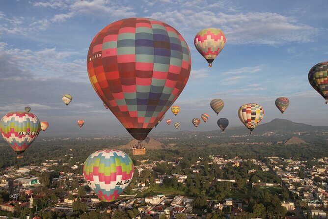 Teotihuacan Balloon Experience with Transportation and Breakfast - Things to Consider