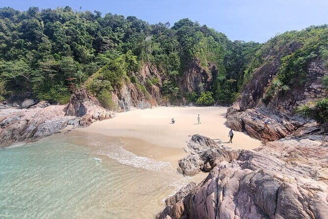 Tha Din Dean Community Tour - FAQs