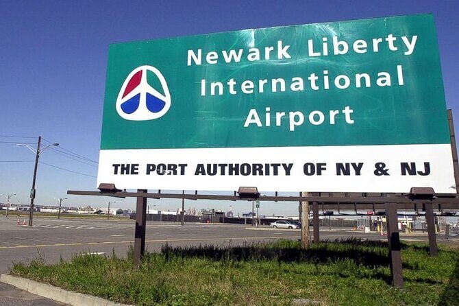 Times Square NYC to EWR Newark International Airport - The Convenience of the Meeting Point