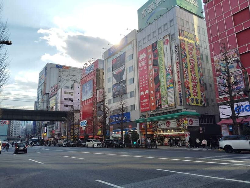 Tokyo: Akihabara Otaku Tour - 1.5h Guided Shopping - The Itinerary: What to Expect