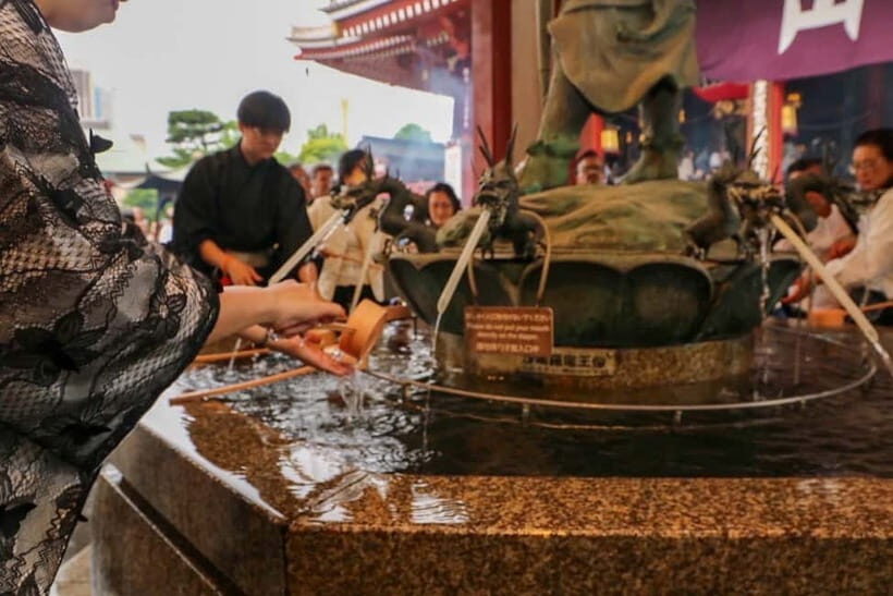 Tokyo: Asakusa Guided Tour - The Food and Cultural Experience