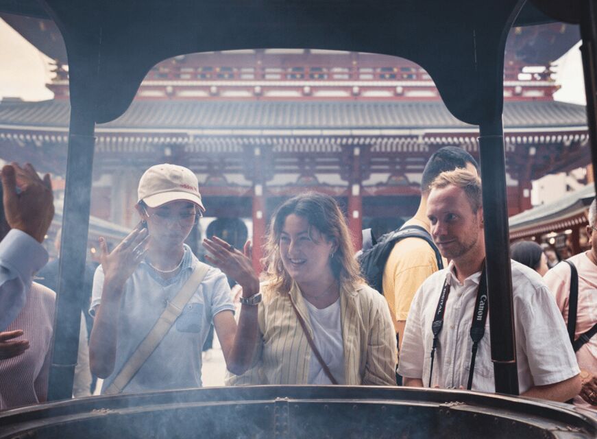 Tokyo: Asakusa Temple & Shrine Walking Tour with Local Guide - What the Tour Feels Like