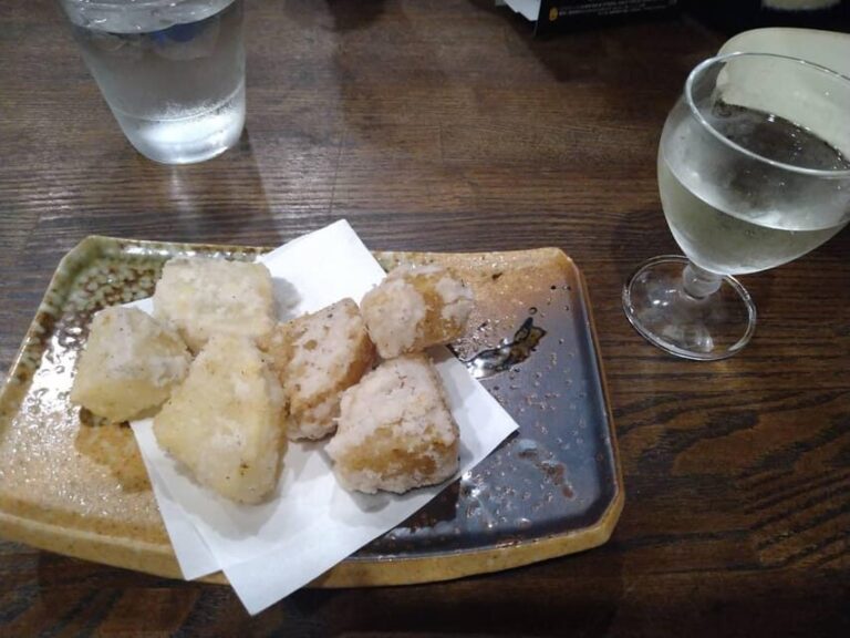Tokyo: Izakaya Tour in Shinjuku Arakicho with Local Guide - What Makes This Tour Worth Considering?