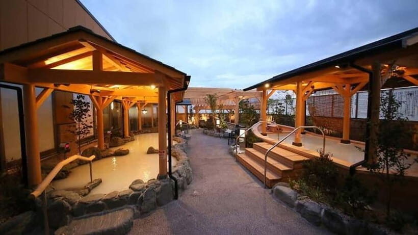 Tokyo: Mt Takao Tour with Ramen and Tattoo-Okay Hot Spring - Walking and Exploring Mount Takao