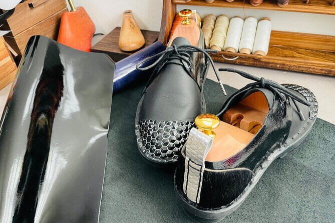Tokyo Original Shoes Making 1 Day Workshop / Ready made orders - The Experience Itself