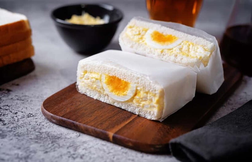 Tokyo: Shibuya Food Tour, Neon Lights & Local Flavors - The Neon Streets and Nightlife Vibes