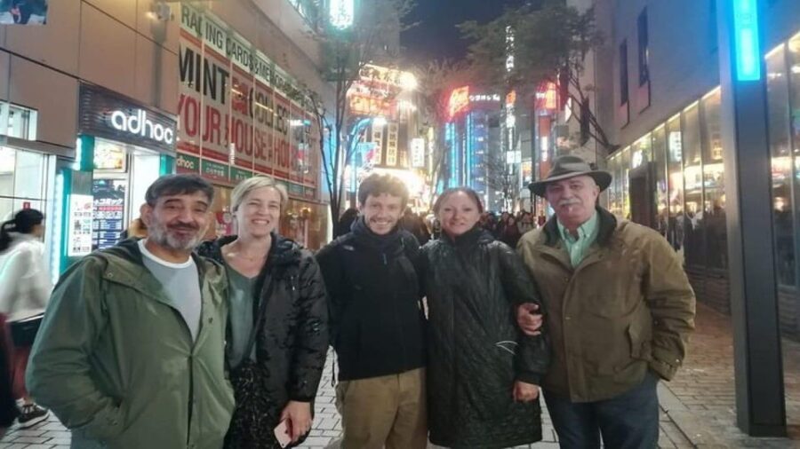 Tokyo Shibuya & Harajuku Walking tour With A Guide - The Value of a Knowledgeable Guide