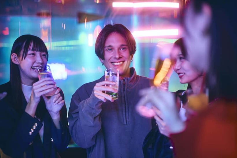Tokyo: Shinjuku Guys' Night Out Tour (Eat, Drink, & Mingle) - A Close Look at the Itinerary