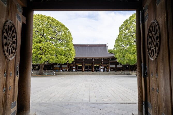 Tokyo Small Group Tour with Guide - The Sum Up