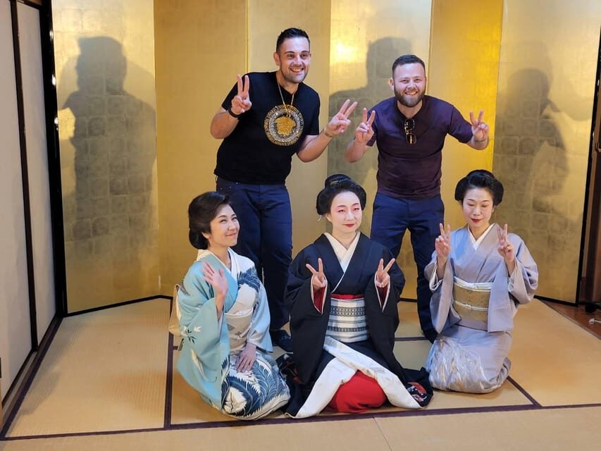 Tokyo: Taste the downtown mood and enjoy traditional cuisine - Practical Details and Value