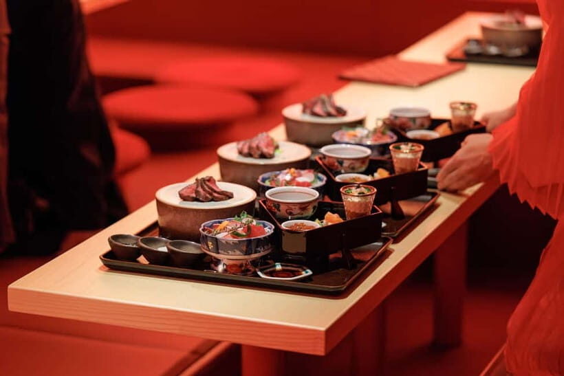 Tokyo: Traditional Geisha Experience Show & Japanese Dinner - What to Expect in Detail