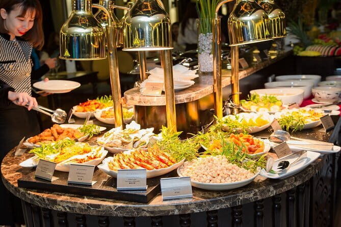 Top Halong Bay Luxury Tour: Sea Octopus Day Cruise from Hanoi - What Sets This Tour Apart?