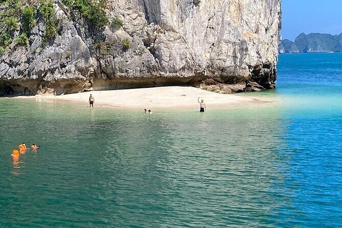 Top Lan Ha Bay Sunset Tours 2025 Departing from Cat Ba Island - Exploring Lan Ha Bay: A Closer Look at the Itinerary