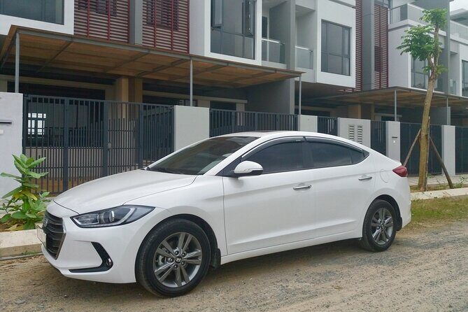 (TOP) Private car: Hue/Phu Bai Airport (HUI) from/to Hoi An - Who Should Consider This Service?