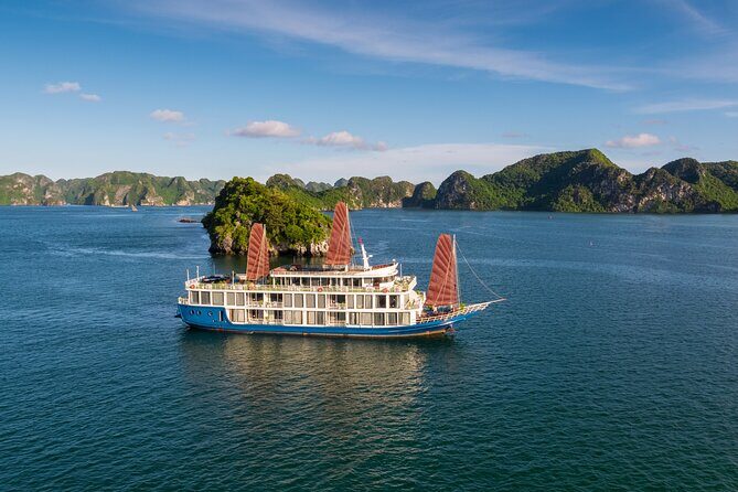 Top-Rated 5-Star Cruise Halong, Lan Ha Bay  2D1N Tour from Hanoi - The Luxury Cruise Experience: Comfort Meets Adventure
