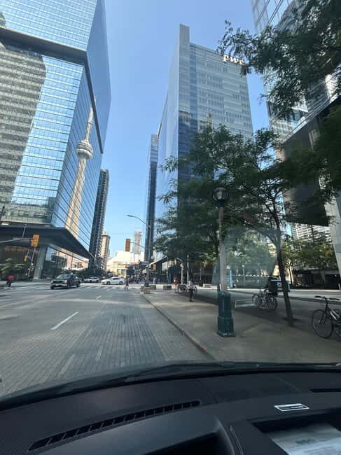 Toronto: Casual Tour by Land, Sky and Sea - Authentic, Well-Balanced Highlights