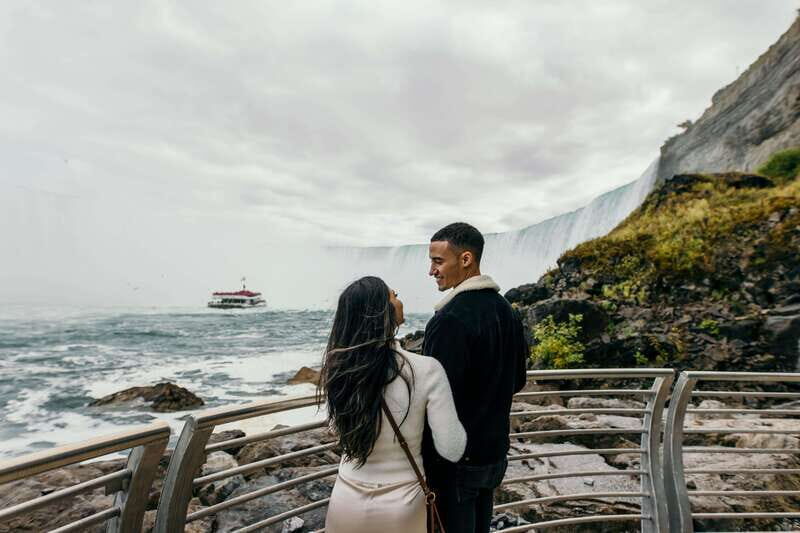 Toronto: Niagara Falls Day Tour with Niagara City Cruise - The Scenic Photo Stops and Tastings