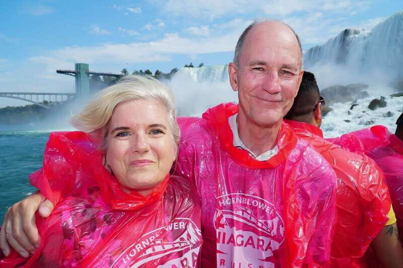 Toronto: Splendours of Niagara Falls Small Group Tour w/Boat - An In-Depth Look at the Experience