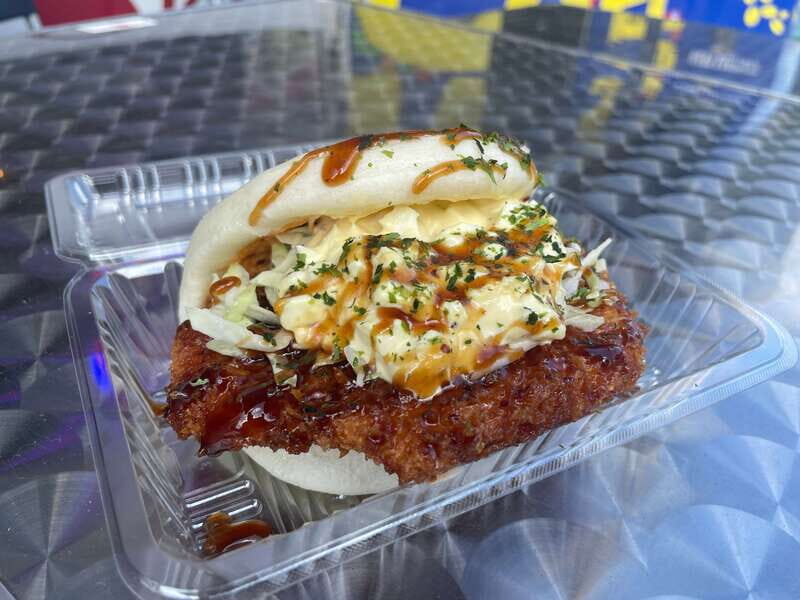 Toronto's Fusion Fare! - The Guide’s Role: Knowledgeable and Friendly