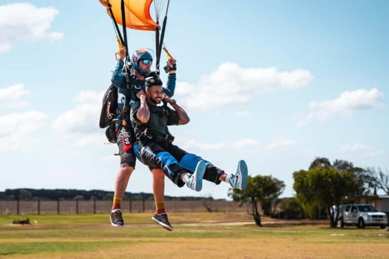 Torquay: Skydive over The Great Ocean Road - opt Melb pickup - What Makes This Skydive Stand Out