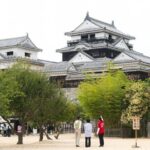 [Town walk] Stroll around Matsuyama Castle and enjoy local shopping - Practical Details & Tips