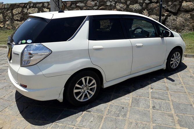 Transfer: Colombo Airport (CMB) and palace mirissa, mirissa - What to Expect on Your Journey