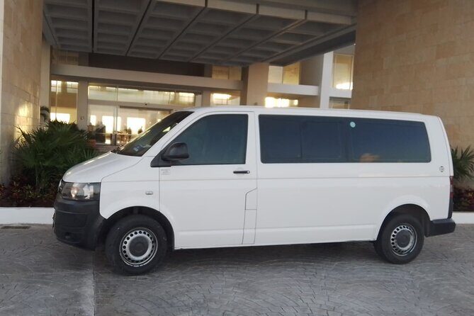 Transportation Cancun Airport to Playa del Carmen Roundtrip 1-7px - The Ride: Comfortable and Personal