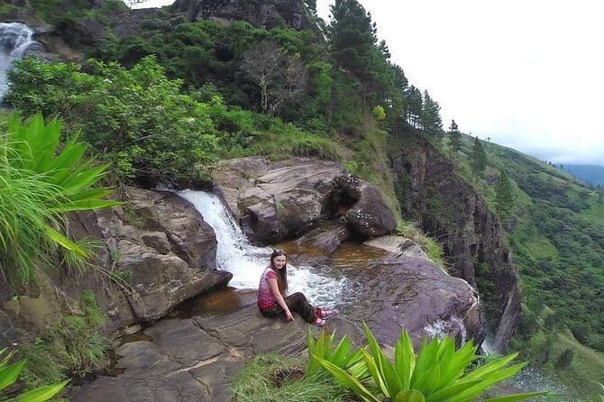 Trekking to The Highest Waterfall in Sri Lanka from Ella - A Step-by-Step Breakdown of the Itinerary