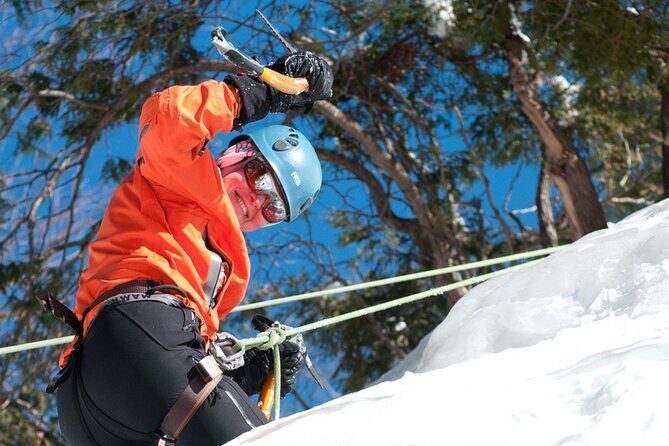 Tremblant Ice Climbing School - The Guides: Knowledgeable and Supportive