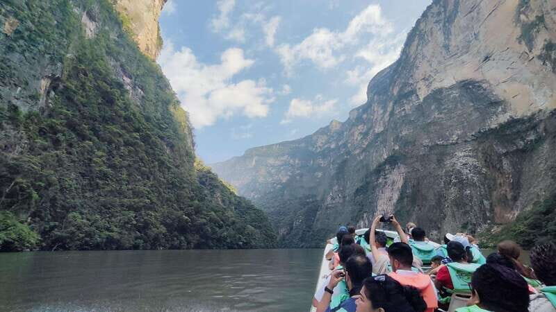 Tuxtla Gutierrez: Sumidero, Chiapa de Corzo and Miradores - What’s Included and What’s Not