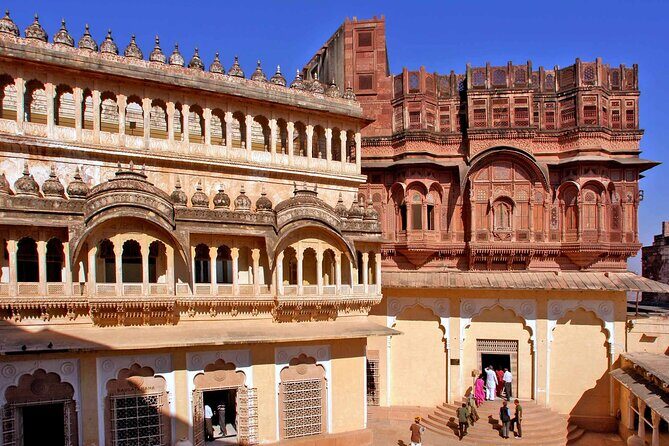 Two Day Guided Jaisalmer Local Sightseeing Trip by Cab - A Practical Introduction to the Two-Day Tour